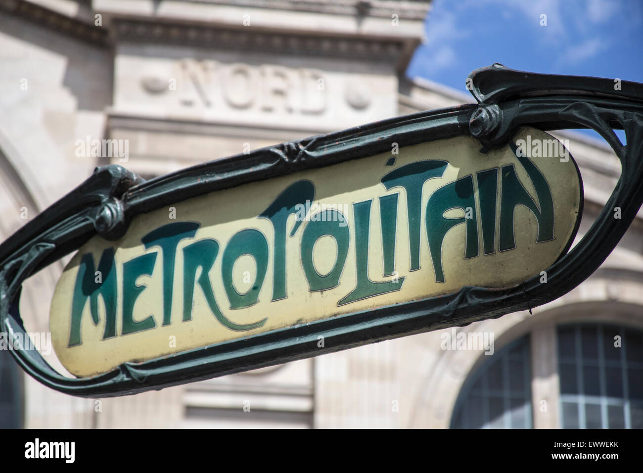 Metropolitan underground station sign at Gare Nord Paris Stock Photo ...