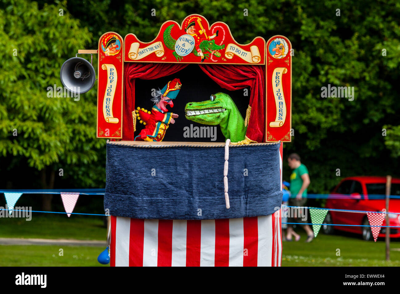 A Traditional Punch & Judy Show, Nutley Village Fete, Nutley, Sussex ...