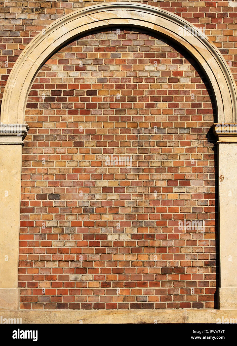 Wall arc hi-res stock photography and images - Alamy