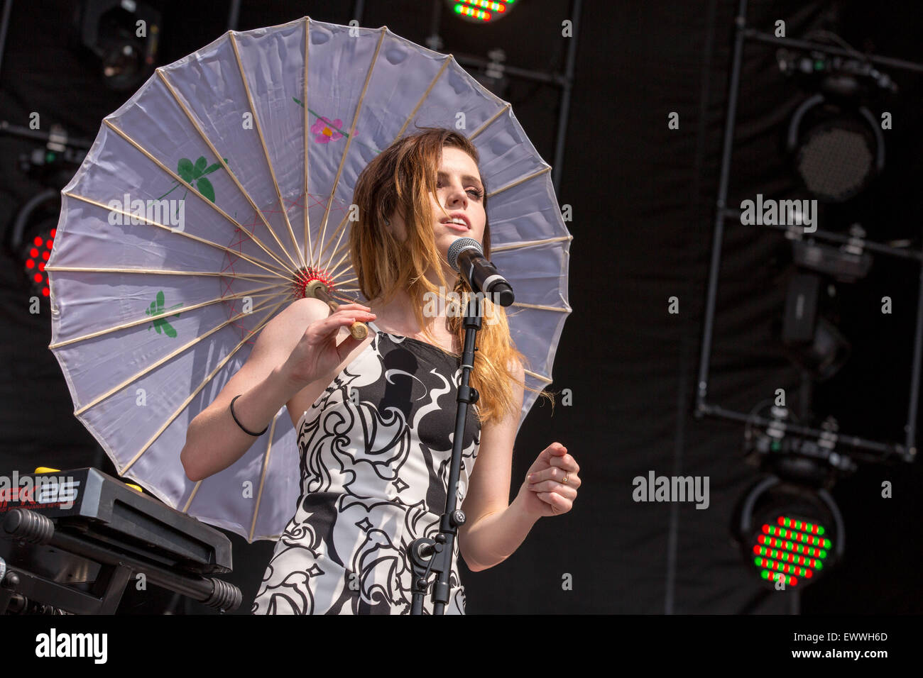 Dover, Deleware, USA. 19th June, 2015. Singer SYDNEY SIEROTA of ...