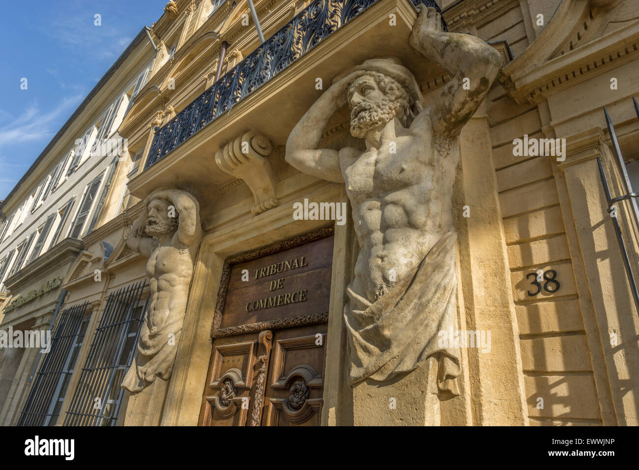 Dorway with caryatids, Tribunal de Commerce, Atlas Figures, Cours ...