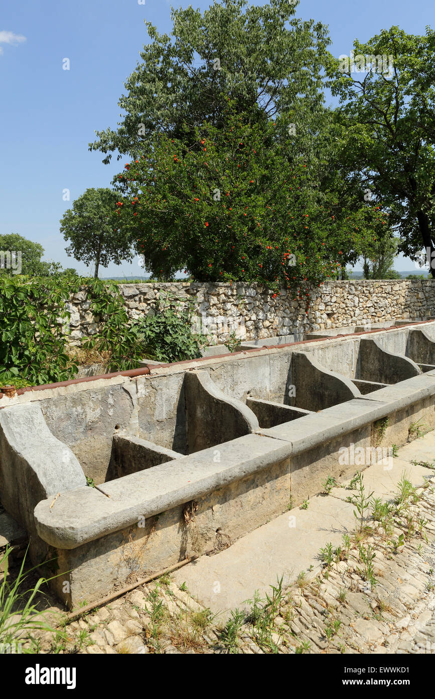 Communal washing basins hi-res stock photography and images - Alamy