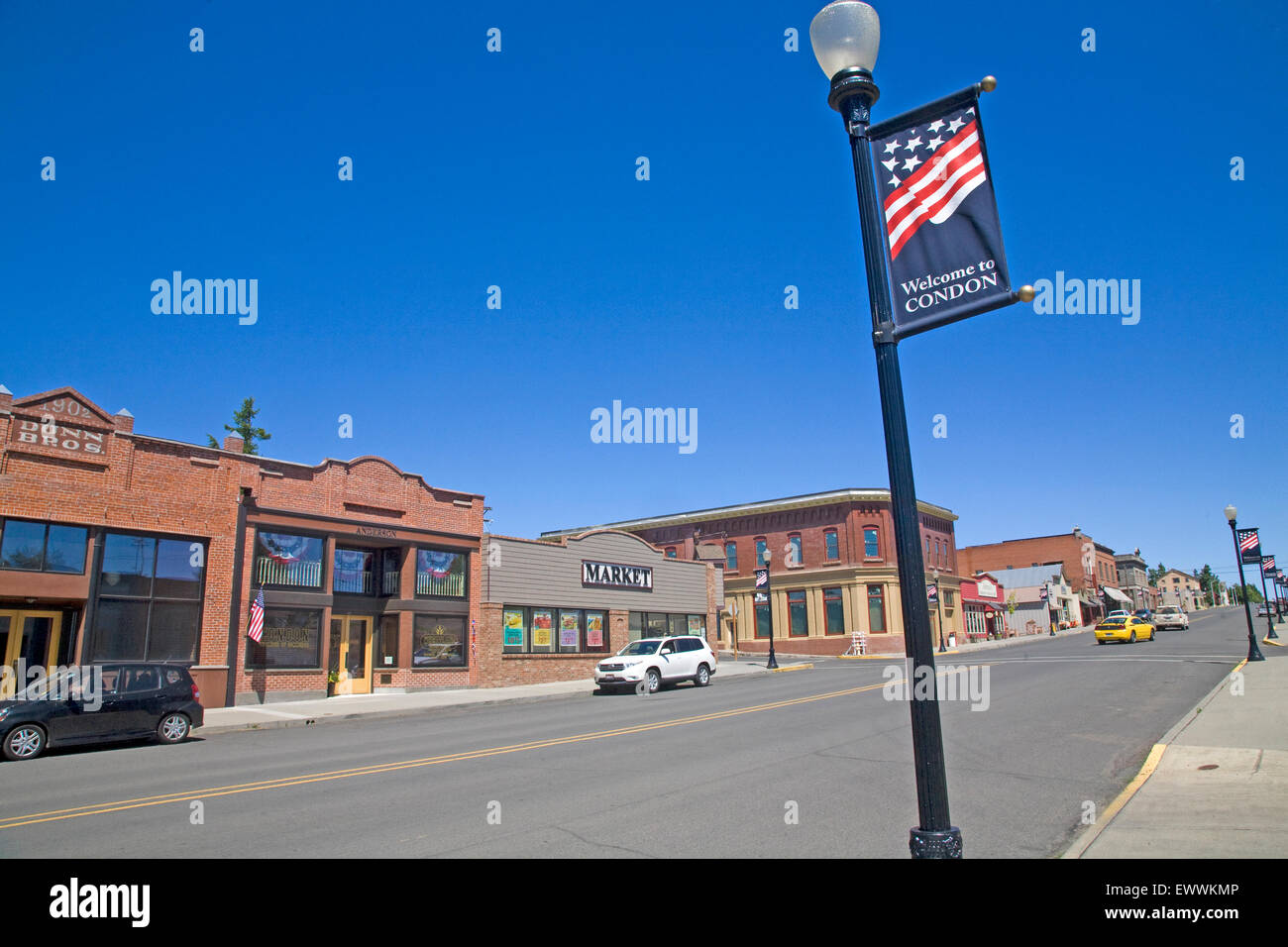 A street view of downtown condon, Oregon Stock Photo - Alamy