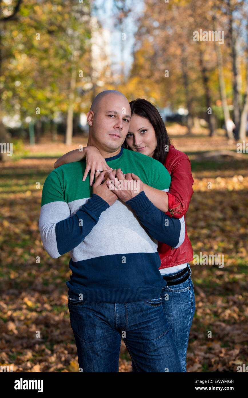 Man giving woman piggyback ride hi-res stock photography and images - Alamy