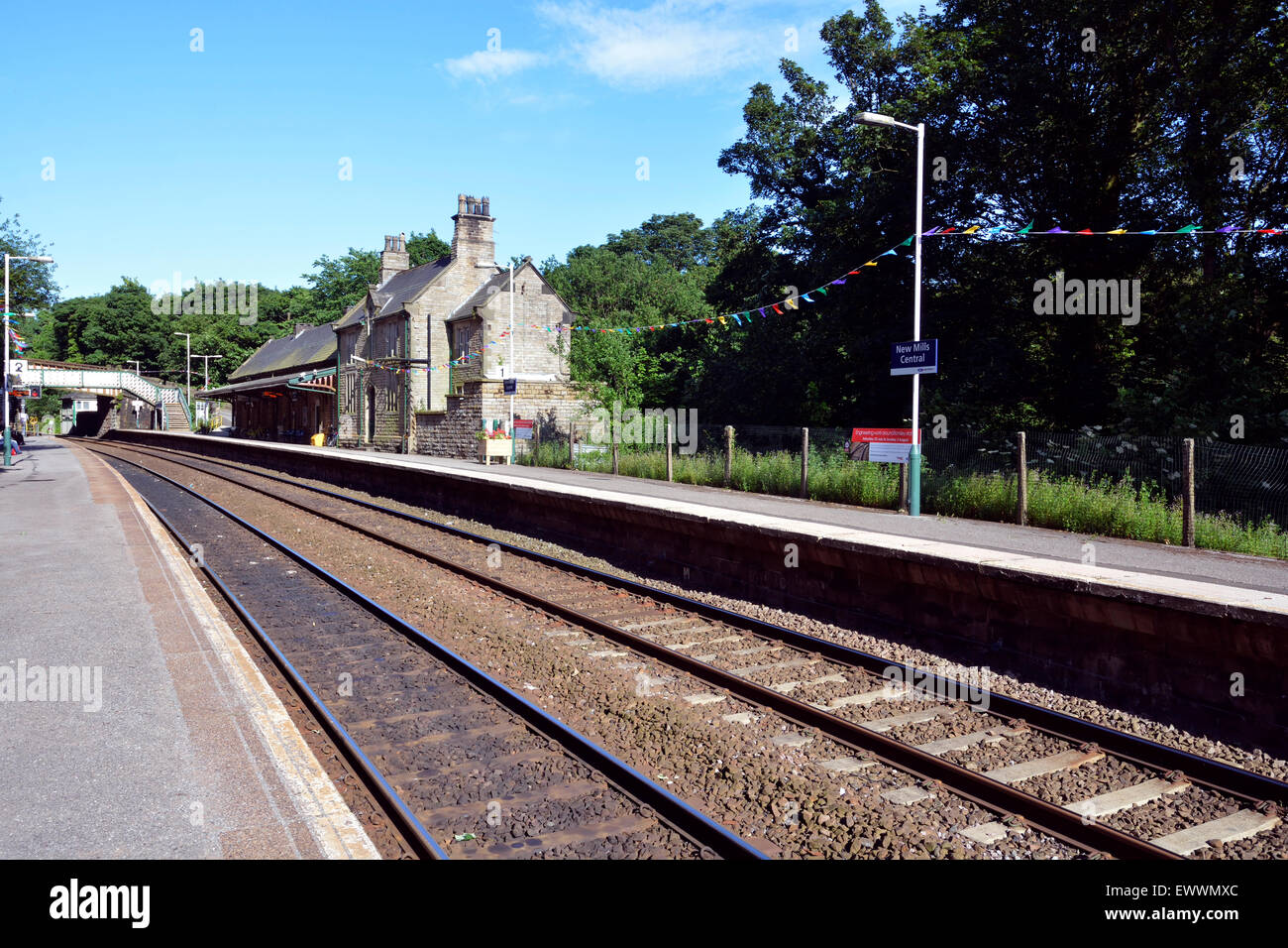 New mills central station hi-res stock photography and images - Alamy