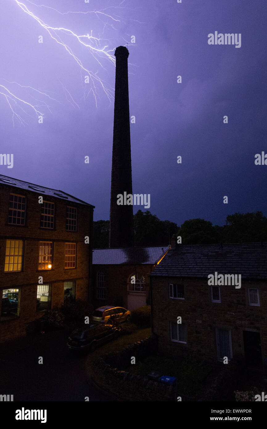 Carleton in craven hi-res stock photography and images - Alamy