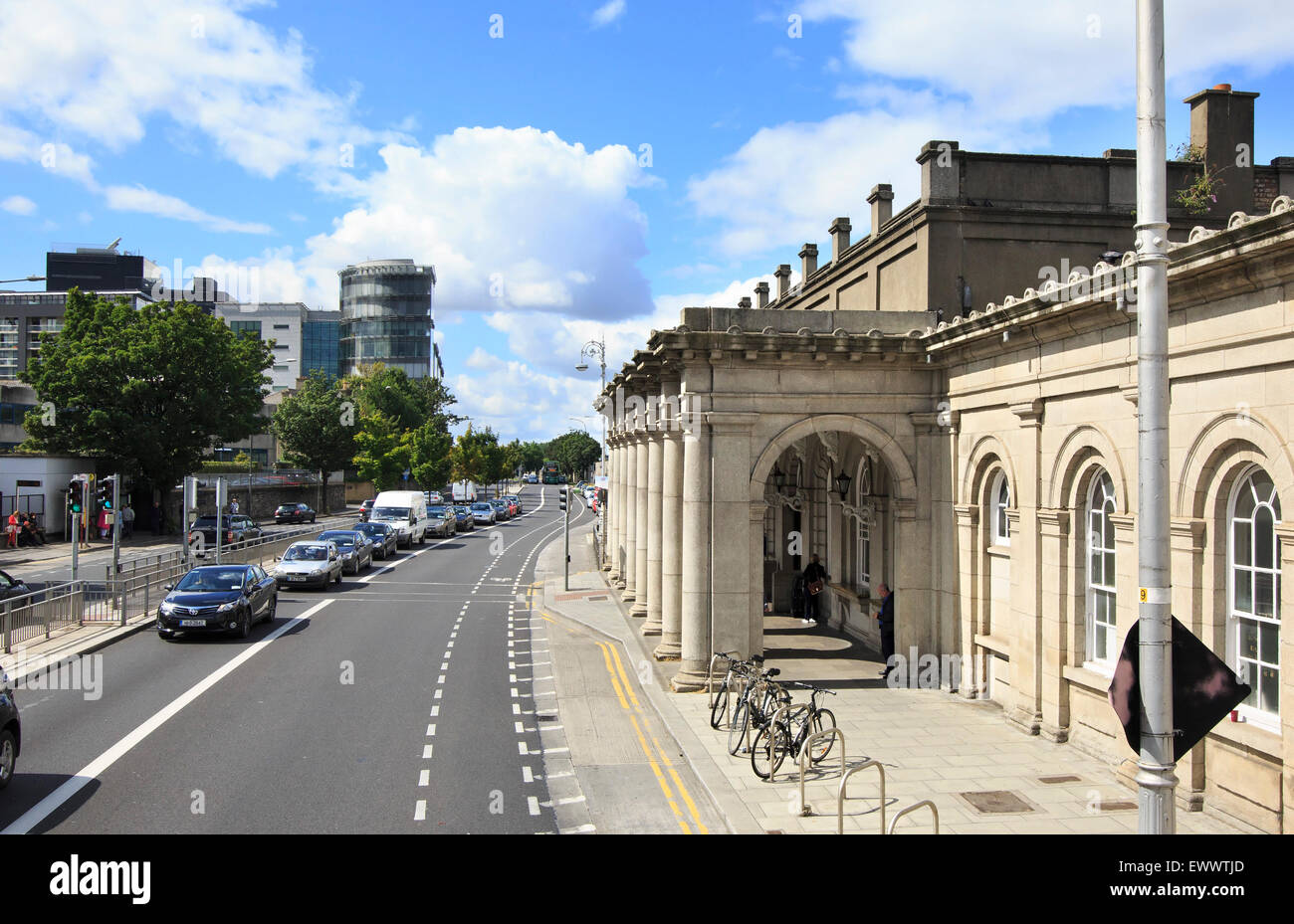 Historic building in the center of Dublin Stock Photo - Alamy