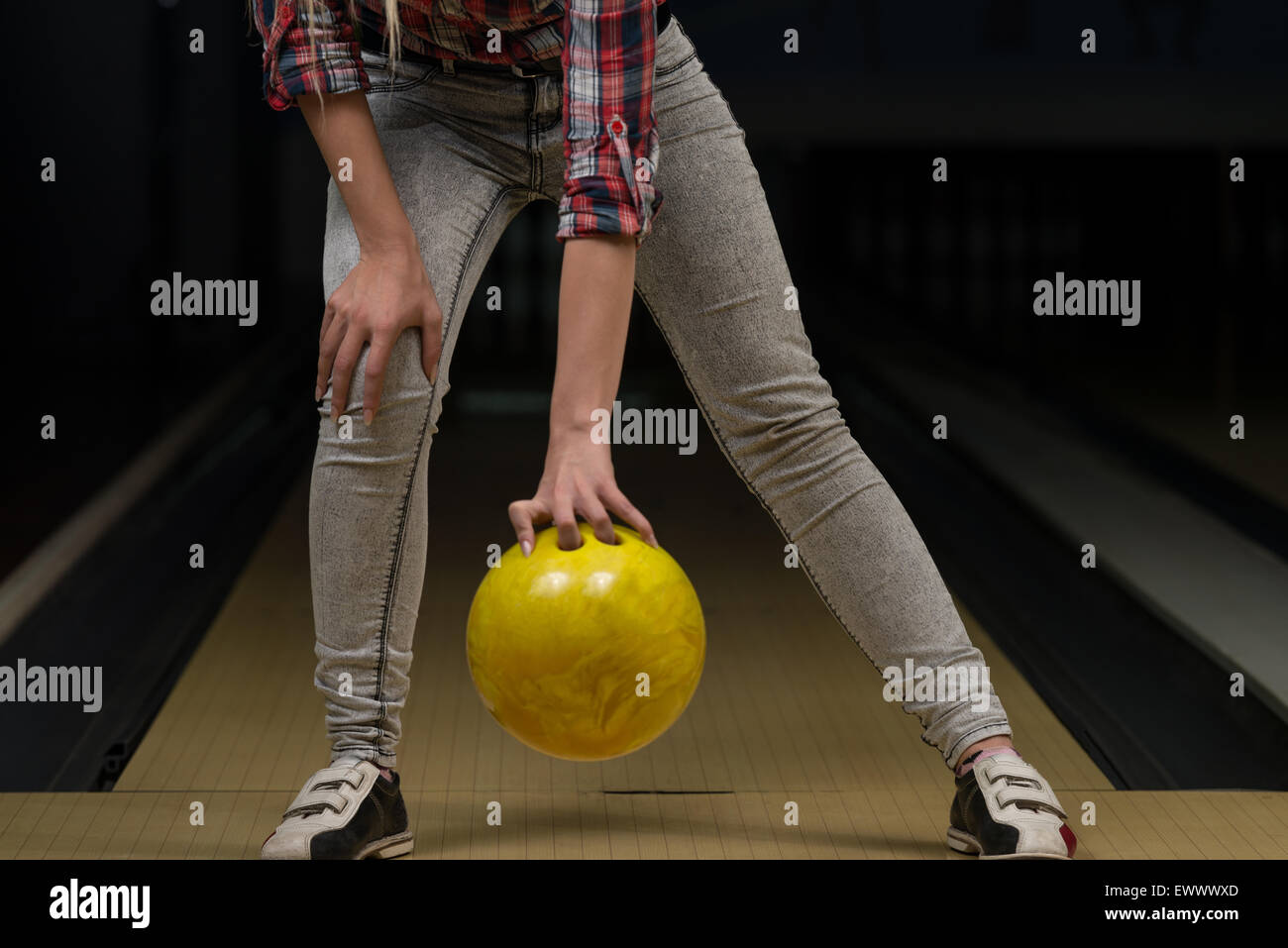 Beginner Aiming To Bowling Pins Stock Photo - Alamy