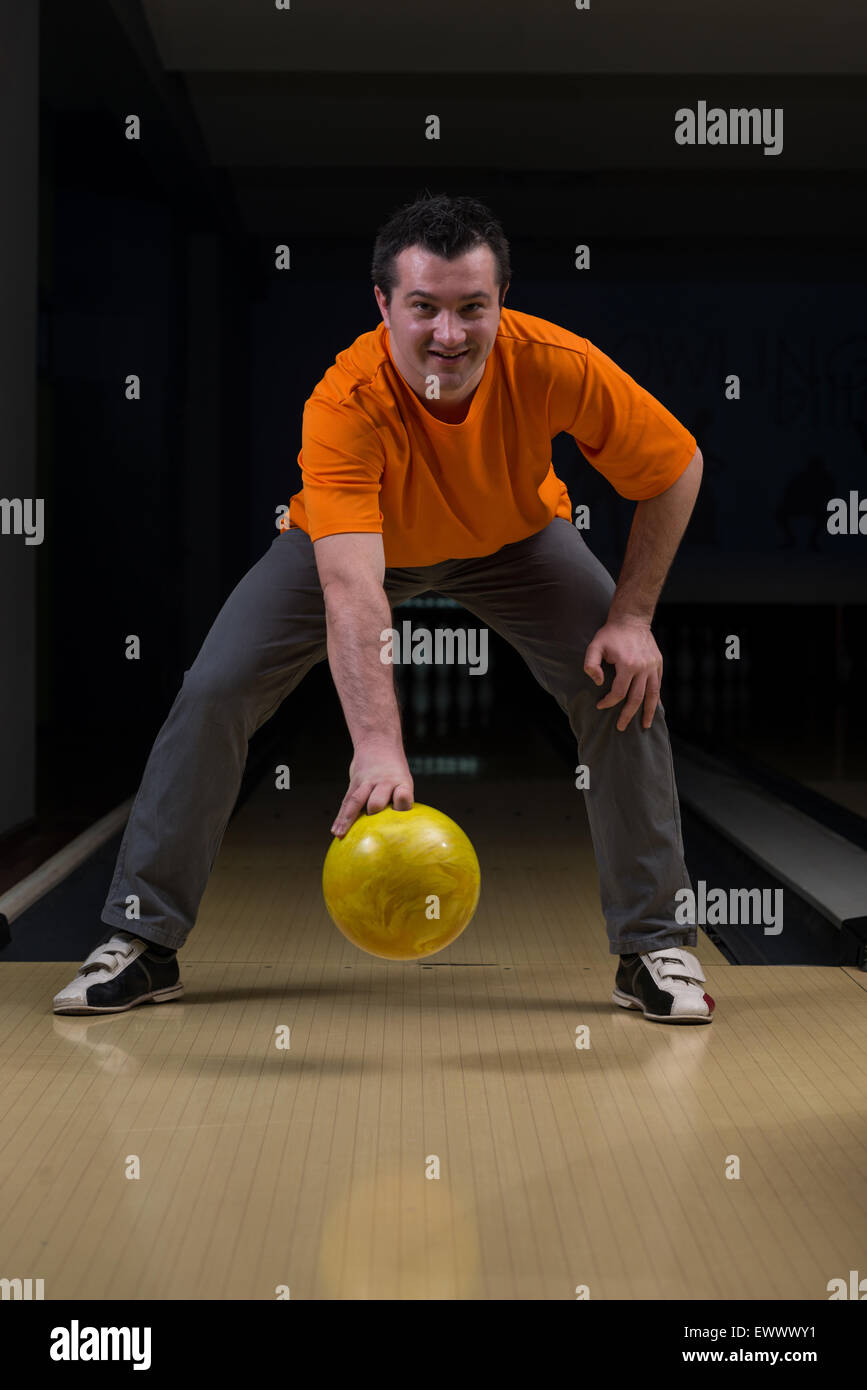 Beginner Aiming To Bowling Pins Stock Photo - Alamy