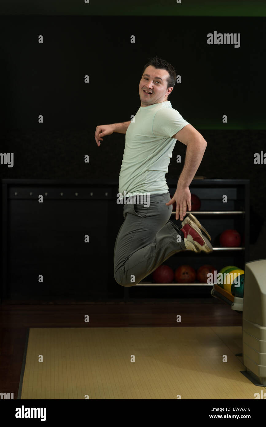 Ecstatic man hi-res stock photography and images - Alamy