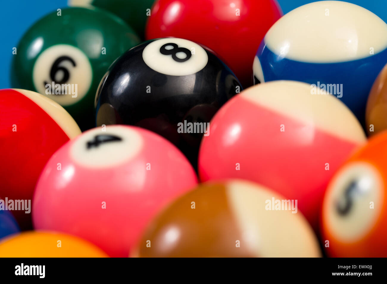 Pool balls break ready hi-res stock photography and images - Alamy