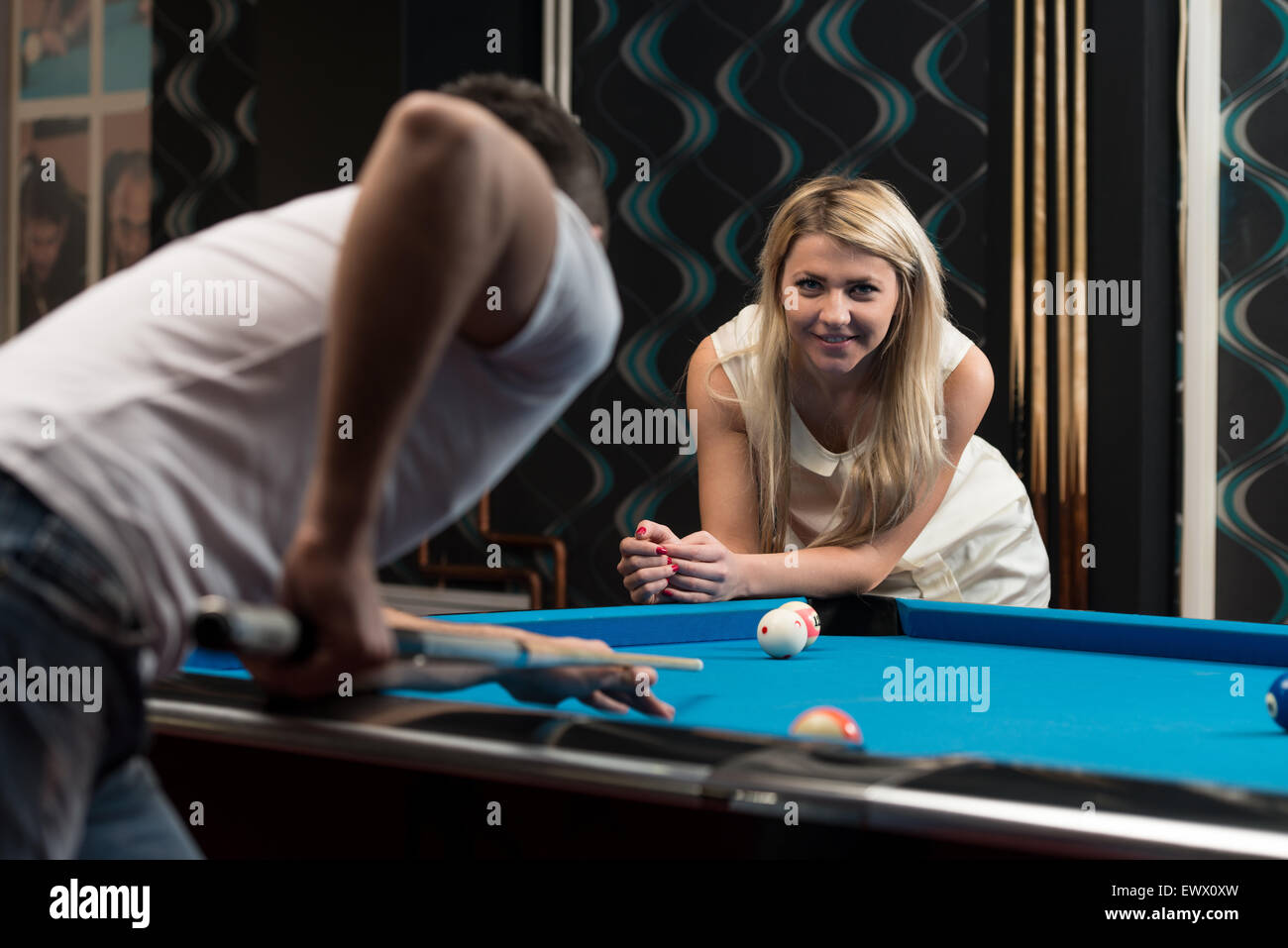 Pool hall and bar hi-res stock photography and images - Alamy