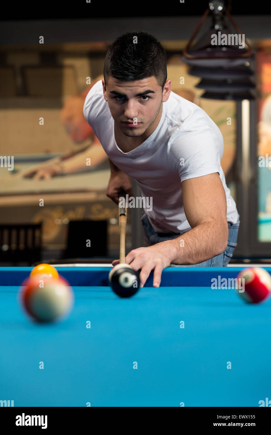 Male Pool Player Stock Photo - Alamy