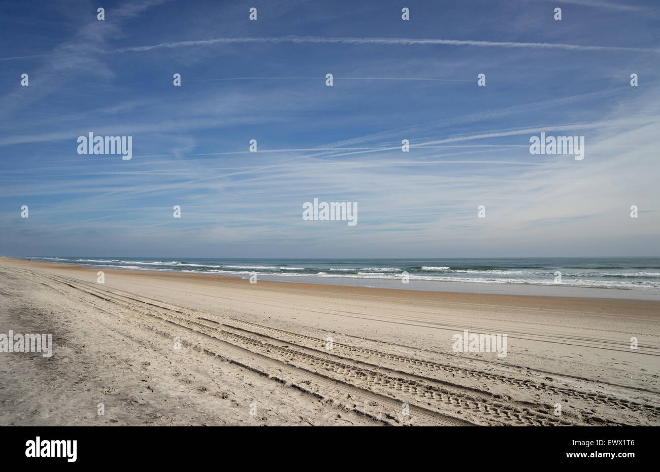 Atlantic ocean beach Stock Photo - Alamy