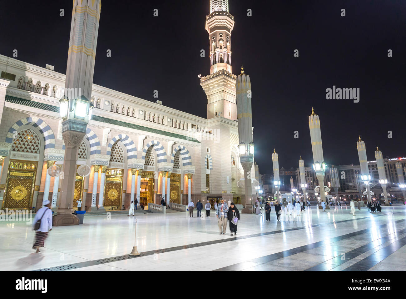 Prayer masjid al nabawi hi-res stock photography and images - Alamy