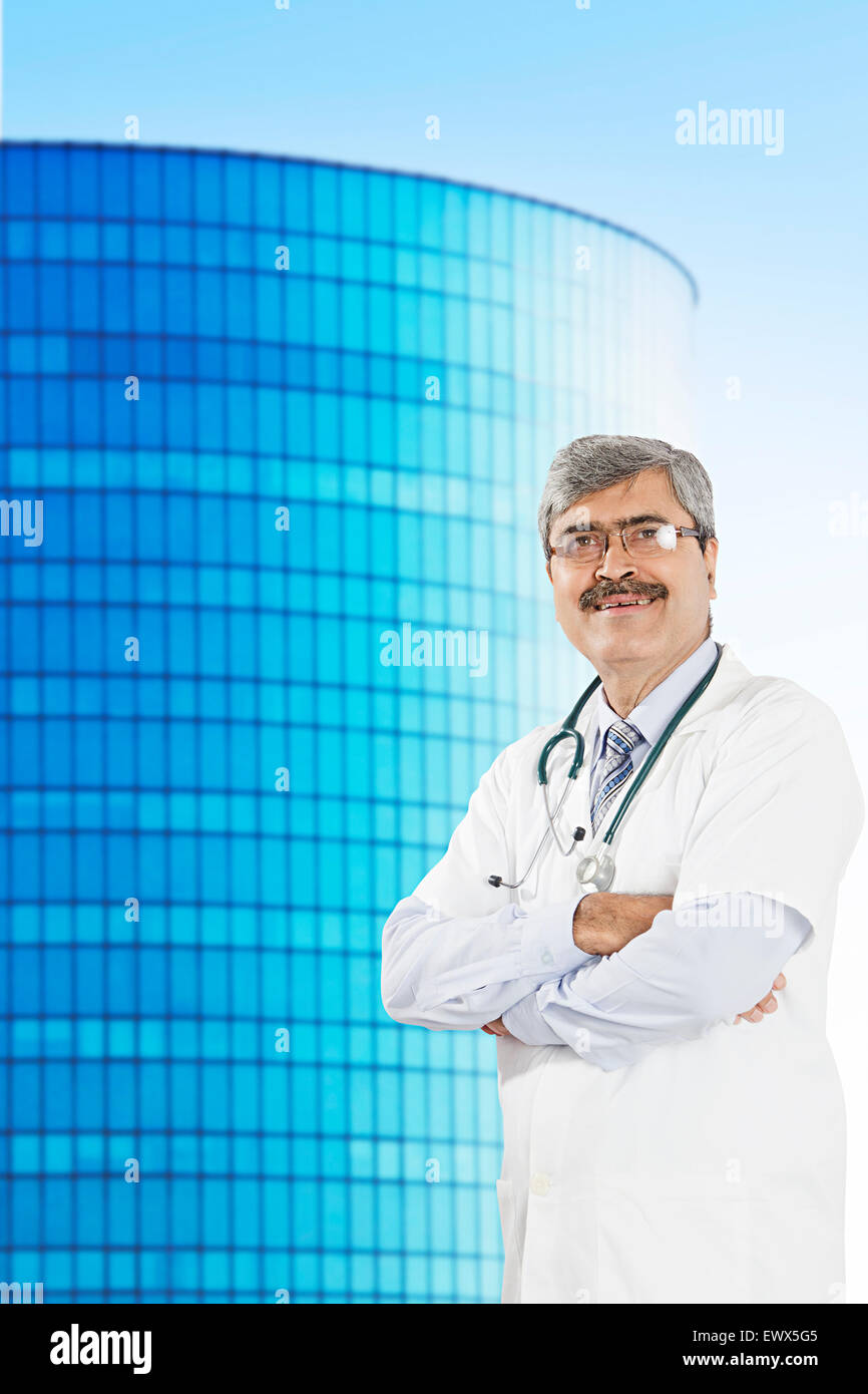 1 indian man Doctor standing pose Stock Photo - Alamy
