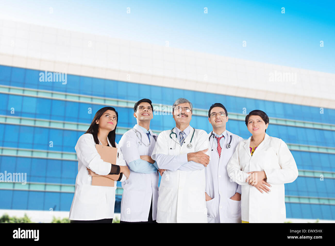 Indian doctor woman standing pose hi-res stock photography and images ...