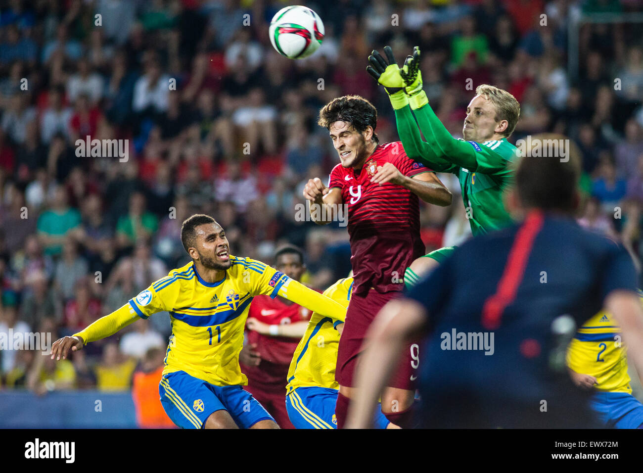 Isaac thelin hi-res stock photography and images - Alamy