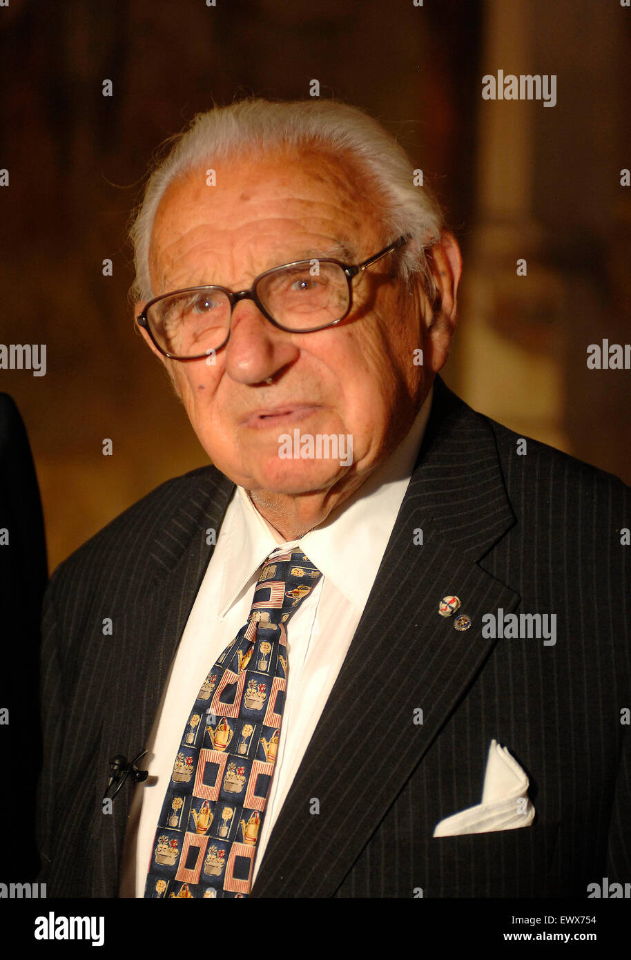 Nicholas winton hi-res stock photography and images - Alamy