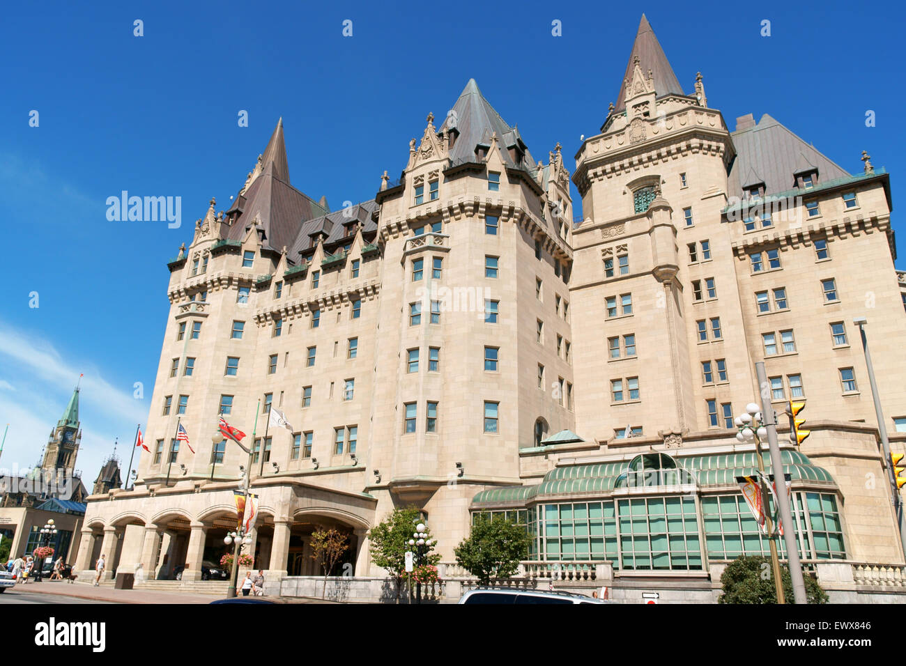 Ottawa hotel architecture canada hi-res stock photography and images ...