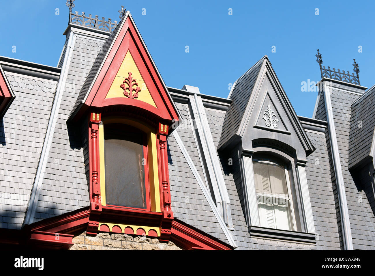 Colorful victorian house hi-res stock photography and images - Alamy