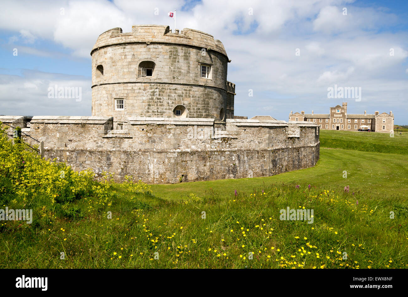 Pendennis castle cornwall historic hi-res stock photography and images ...
