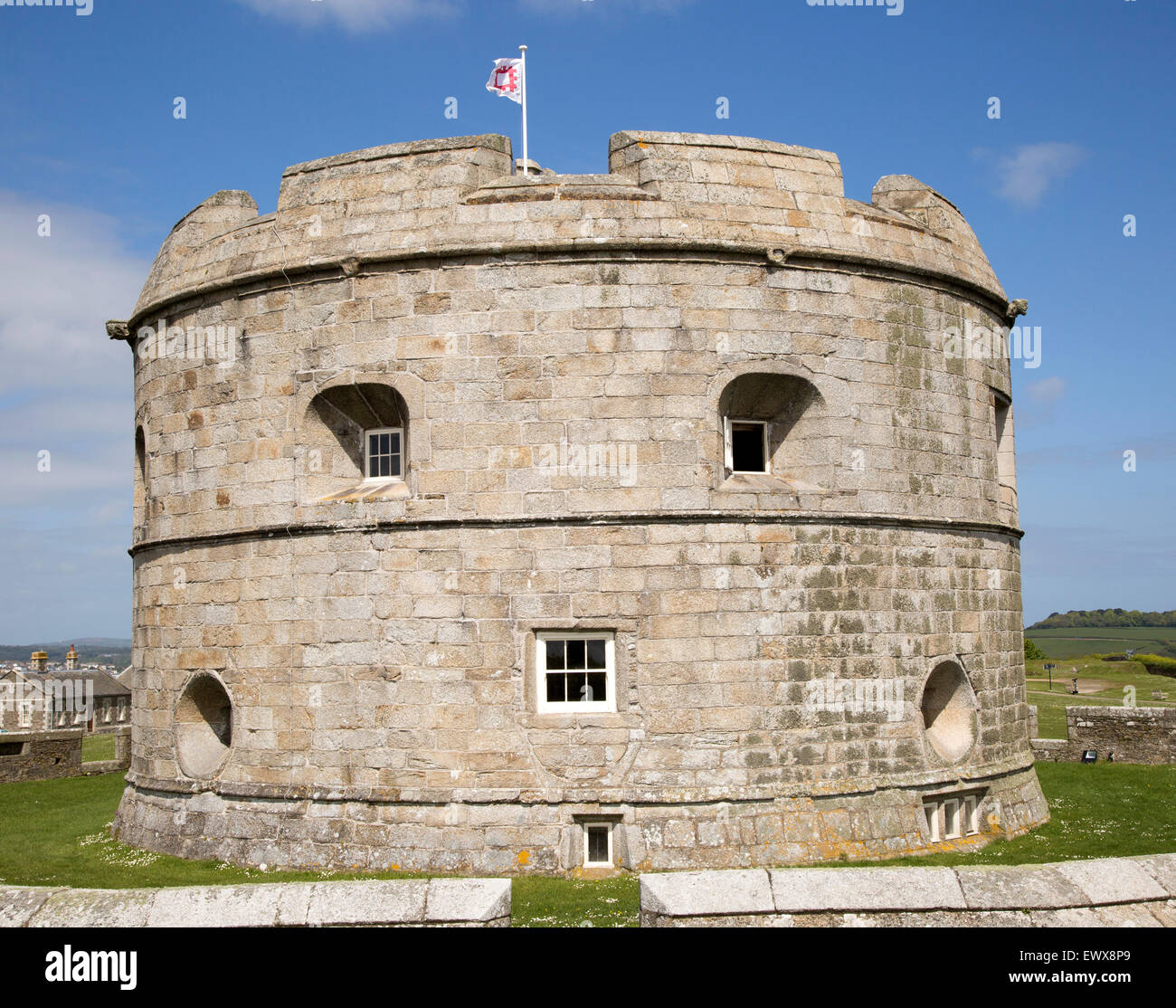 Pendennis castle cornwall historic hi-res stock photography and images ...