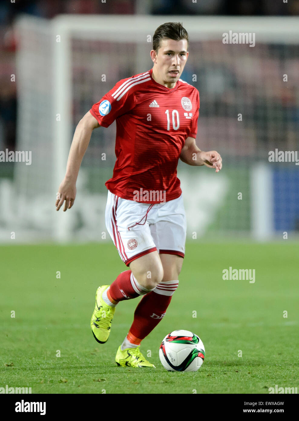 Pierre emile hojbjerg of denmark hi-res stock photography and images ...
