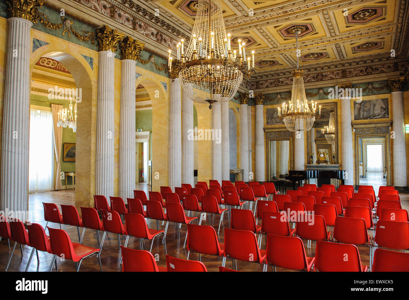 Galleria arte moderna milan hi-res stock photography and images - Alamy