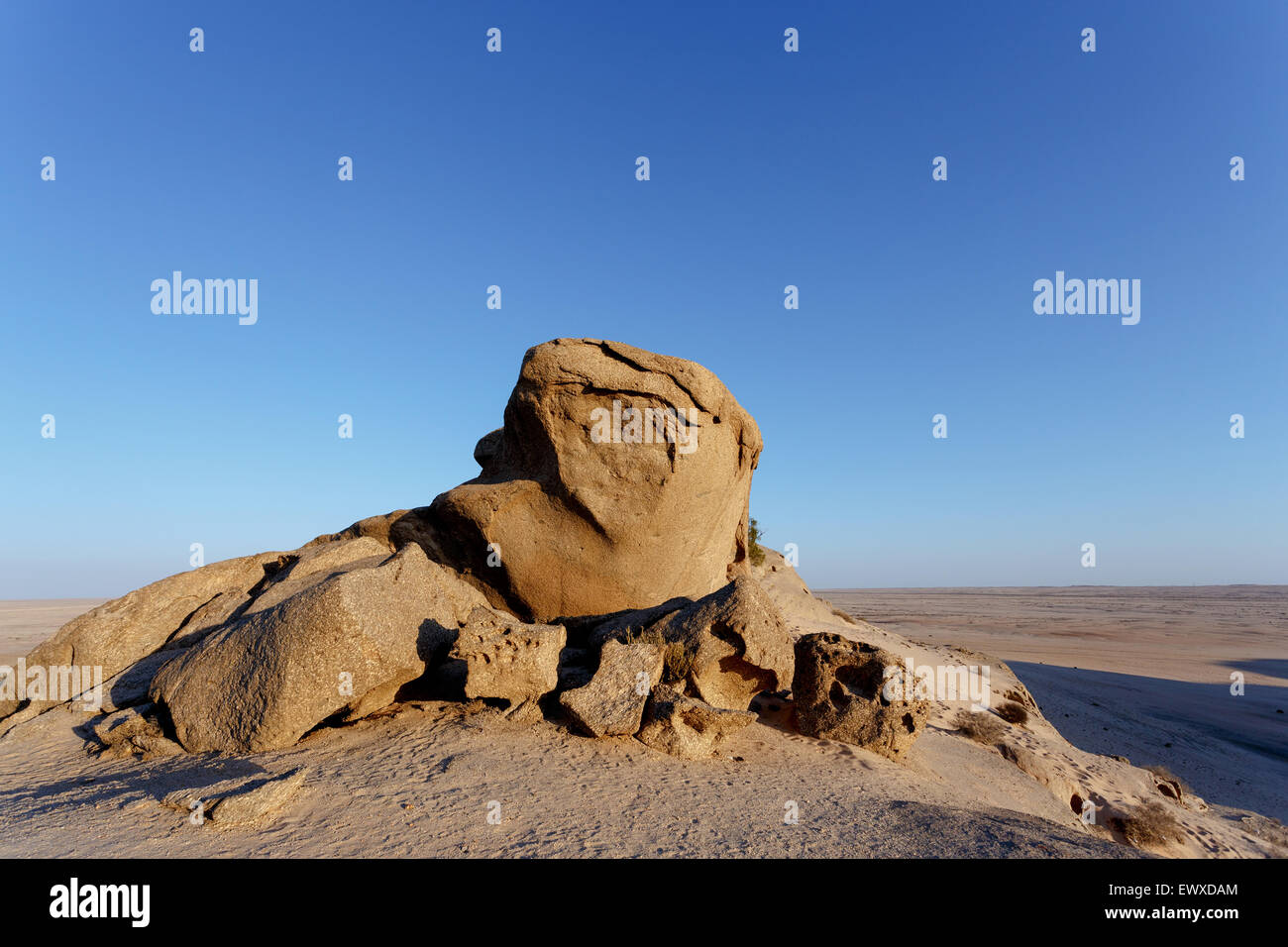 Rock formation in Namib desert in sunset, landscape, Vogelfederberg ...