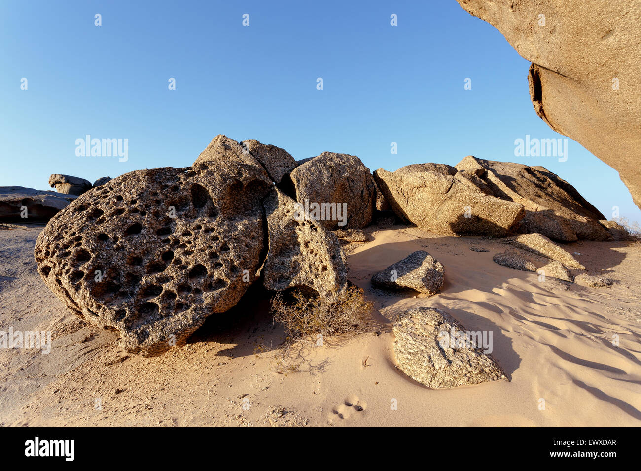 Rock formation in Namib desert in sunset, landscape, Vogelfederberg ...