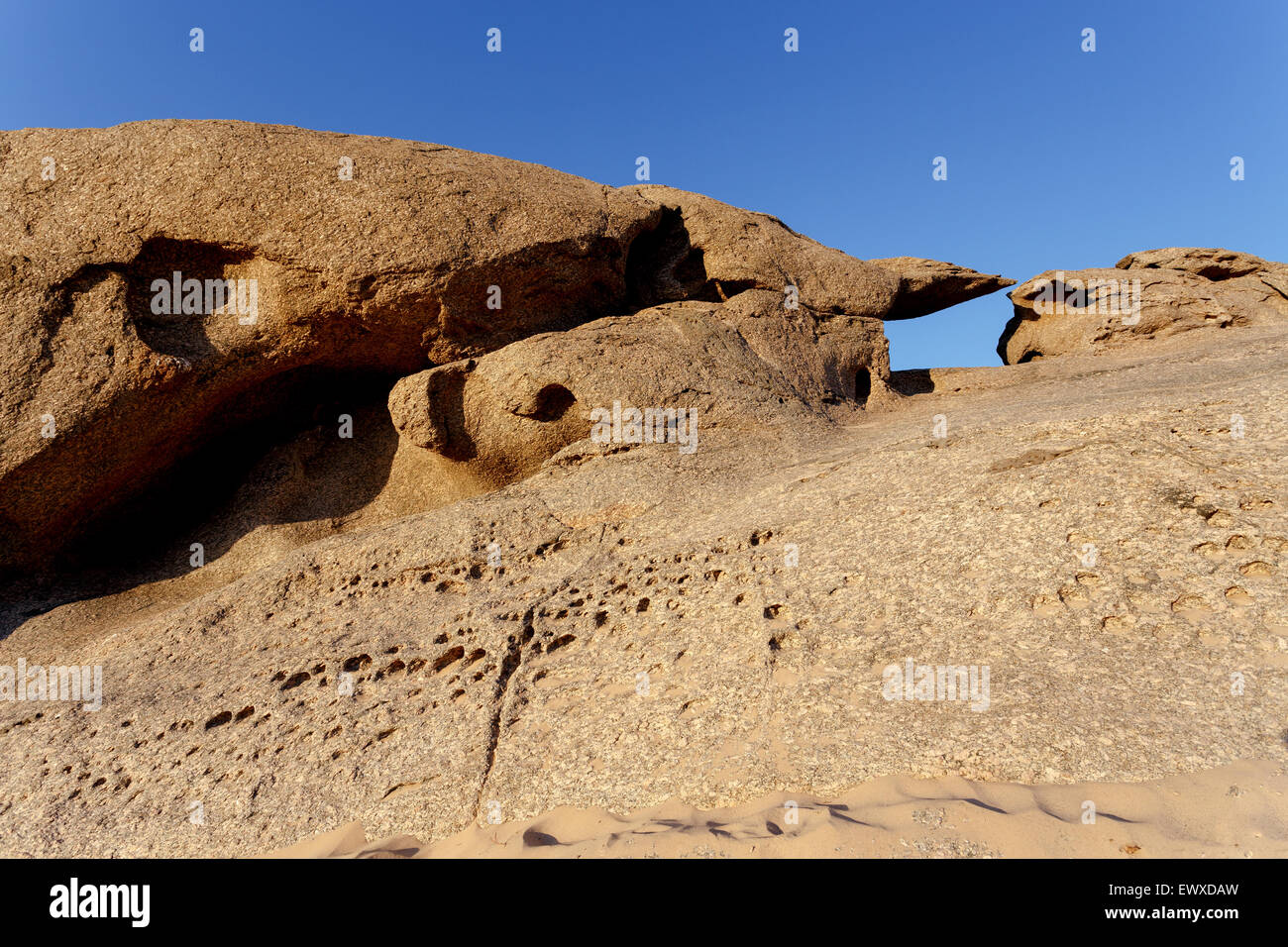 Rock formation in Namib desert in sunset, landscape, Vogelfederberg ...