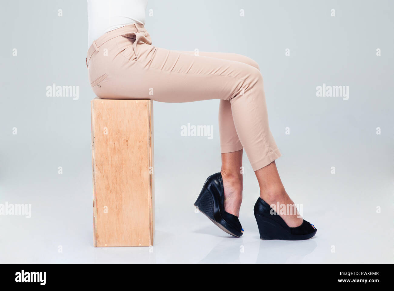 Beautiful businesswoman legs hi-res stock photography and images - Alamy
