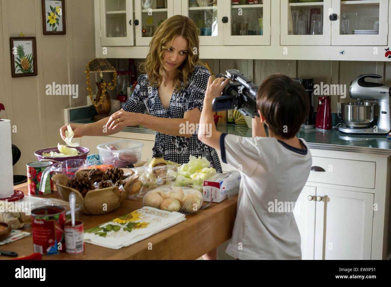 ALOHA (2015) RACHEL MCADAMS CAMERON CROWE (DIR Stock Photo - Alamy