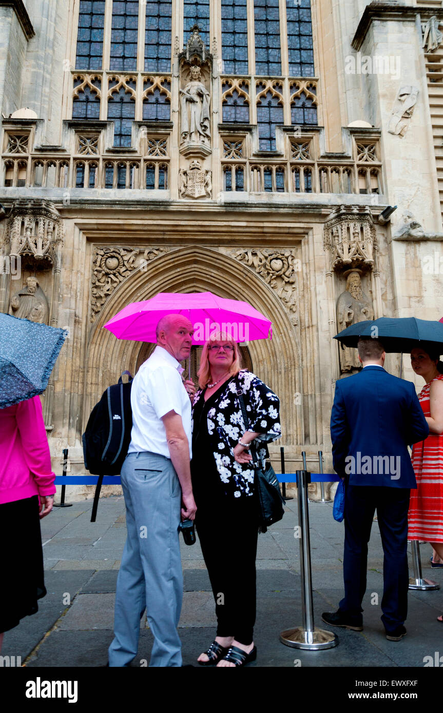 Bath, Somerset, UK. 2nd July, 2015. UK Weather. Raining in the Abbey ...