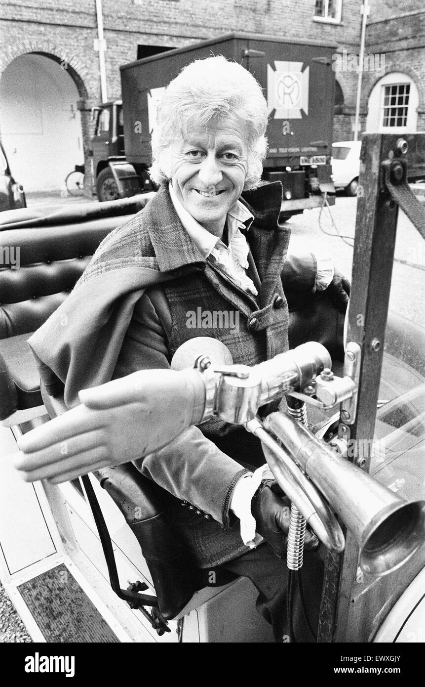 John Pertwee as Dr Who, seen with Bessie the Doctor's Edwardian ...