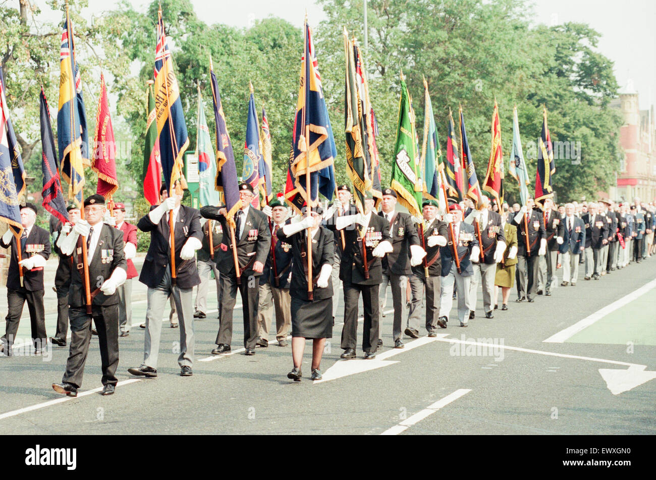 Vj day hi-res stock photography and images - Alamy
