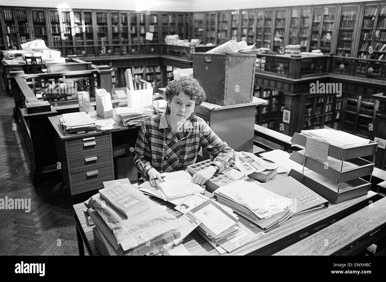 Central Library, Victoria Square, Middlesbrough, 21st October 1985 ...