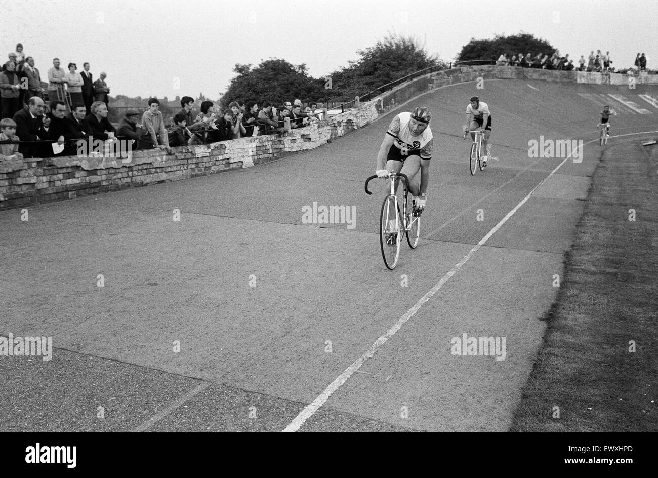 Former World Champion sprint cyclist Reg Harris pictured at the ...