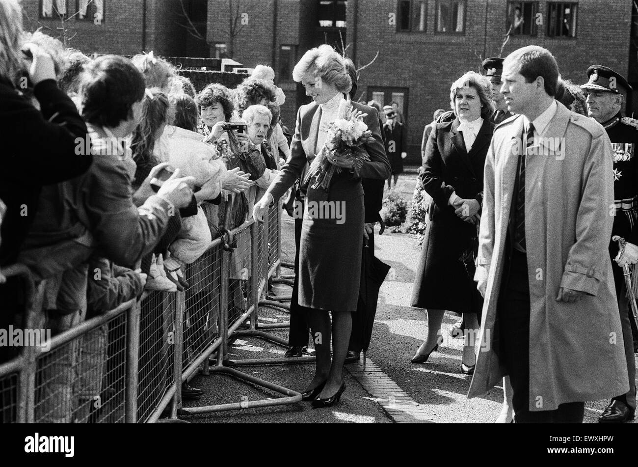 Princess Diana visiting the Boyd Court Guinness Trust Housing Estate ...