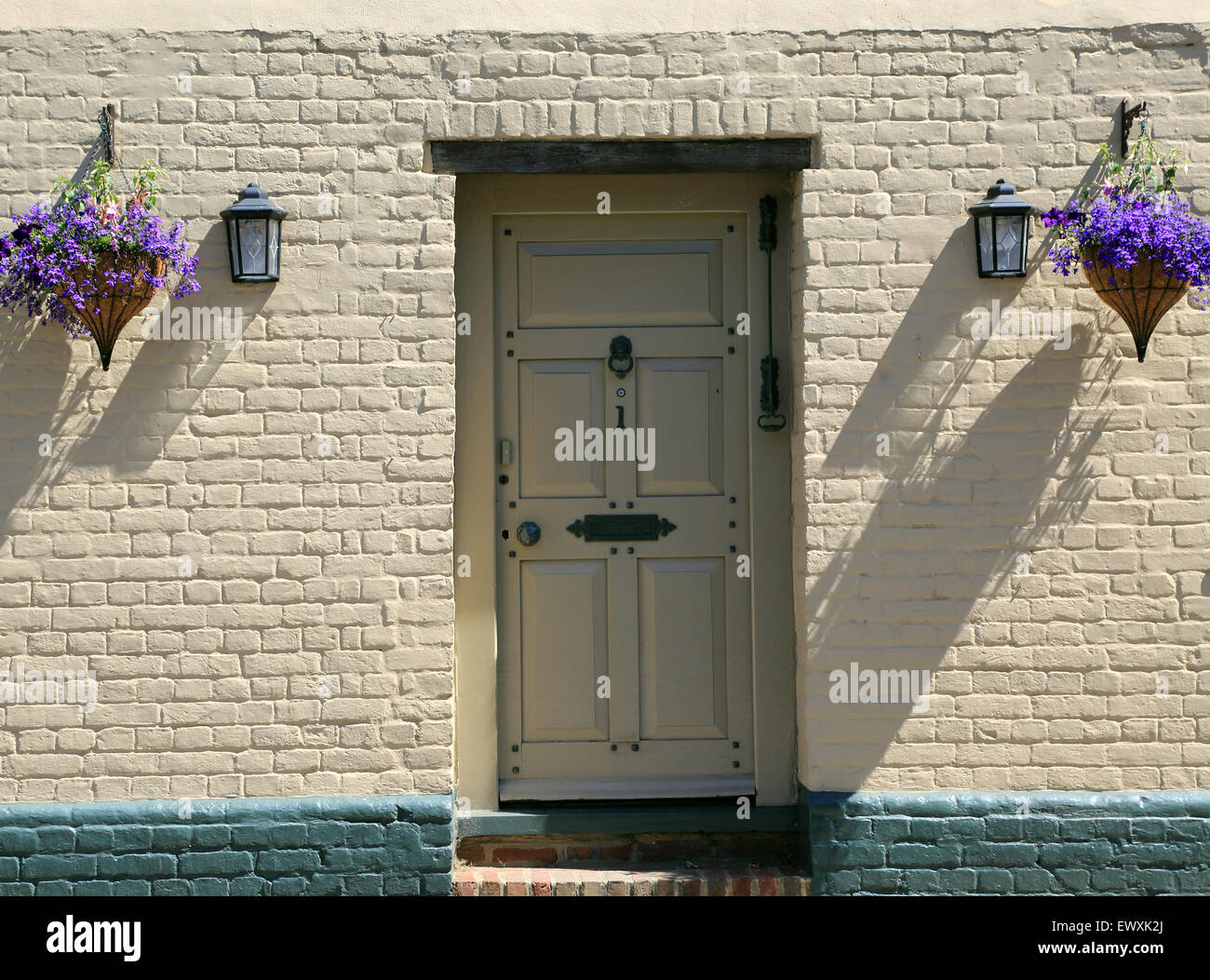 Traditional kentish building hi-res stock photography and images - Alamy