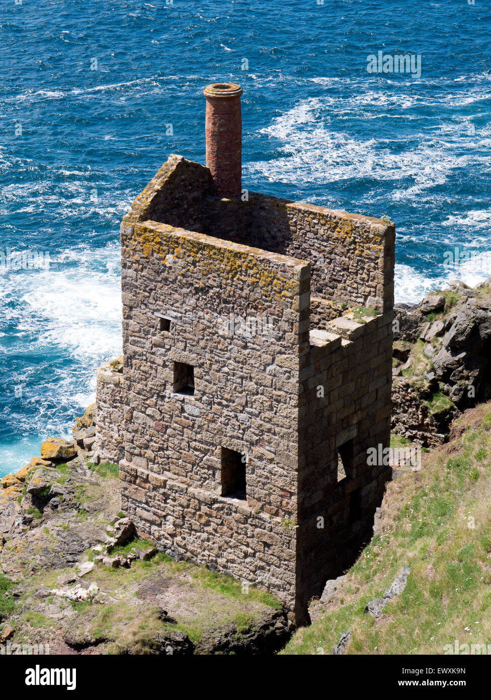 Botallack mine, by the sea in Cornwall Stock Photo - Alamy