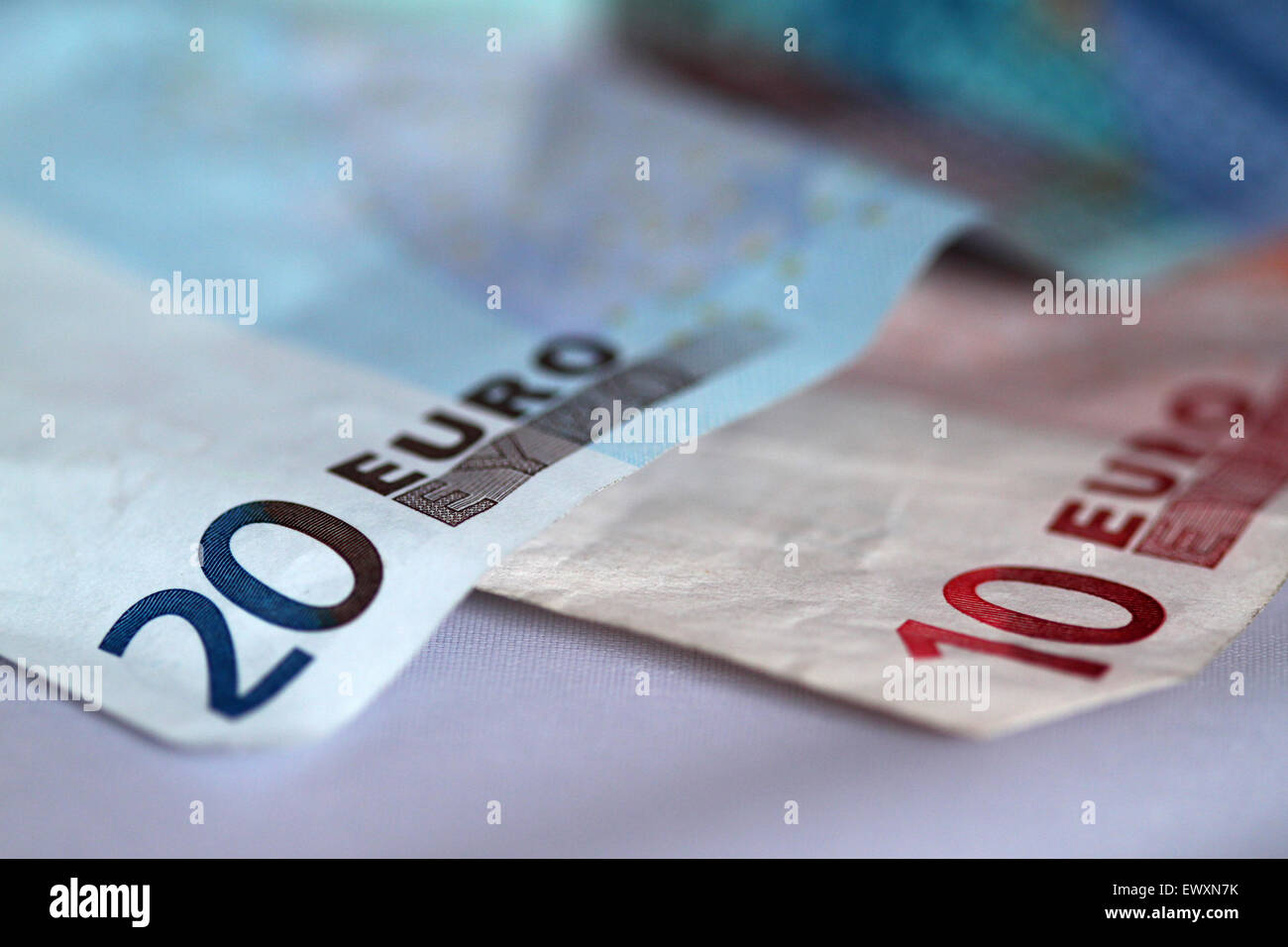 10 euro notes hi-res stock photography and images - Alamy