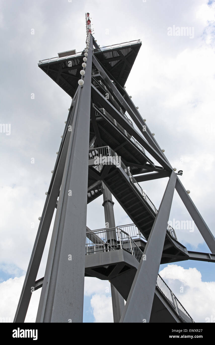 100 Foot Tower High Resolution Stock Photography and Images - Alamy