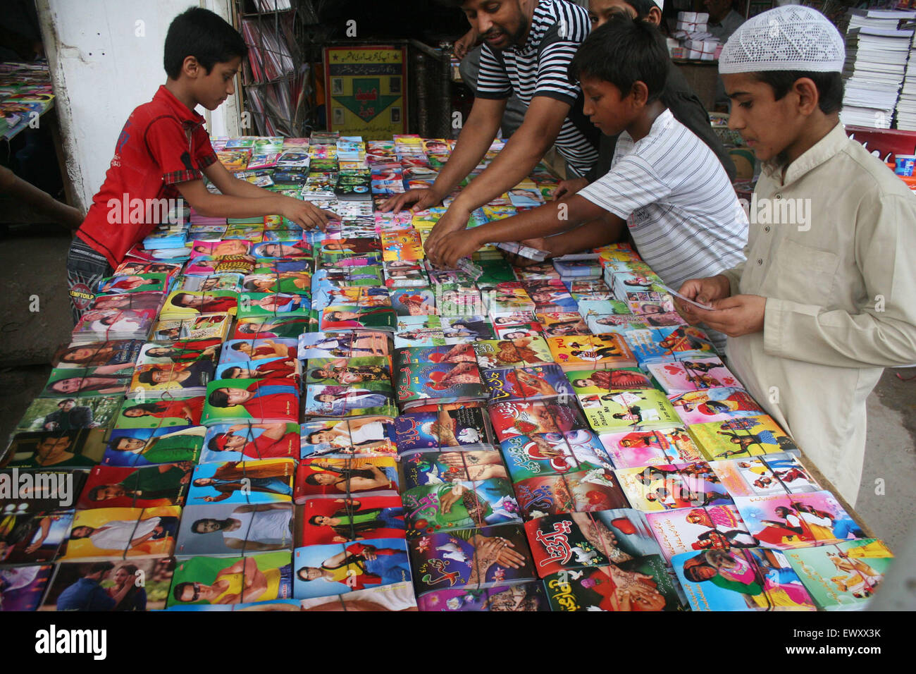 Eid cards hi-res stock photography and images - Alamy