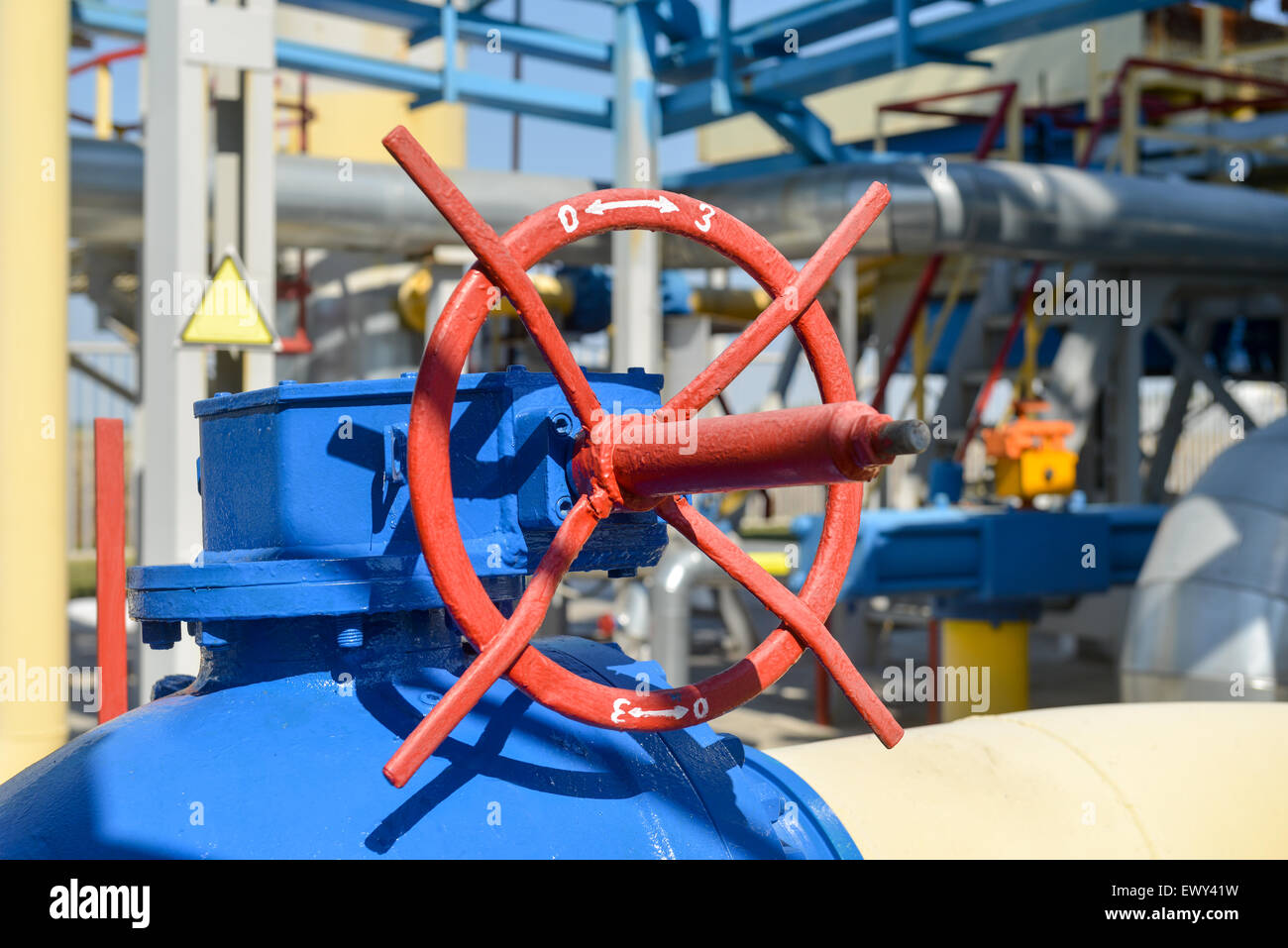 Gas compression hi-res stock photography and images - Alamy