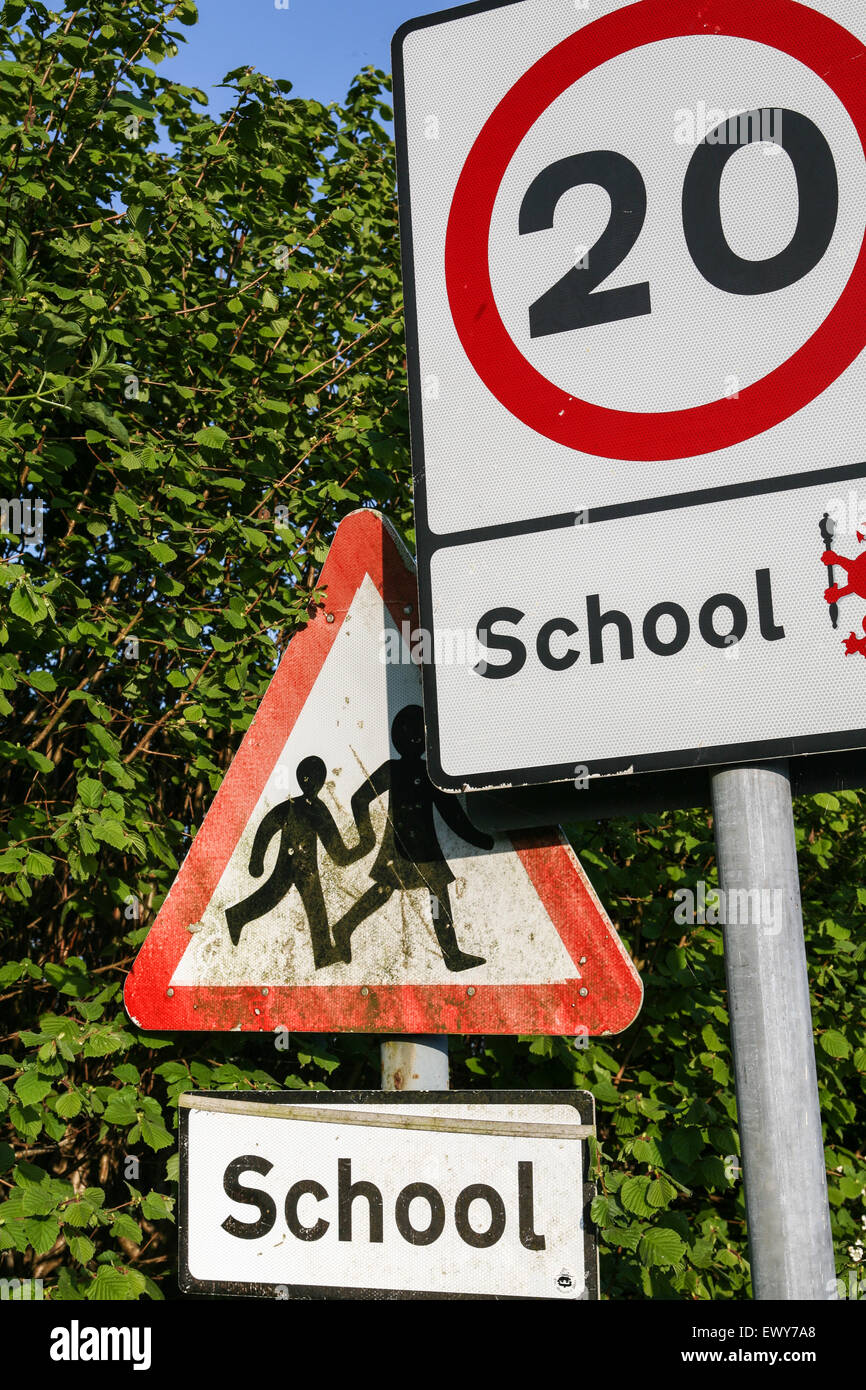 School road signs in south cheriton hi-res stock photography and images ...