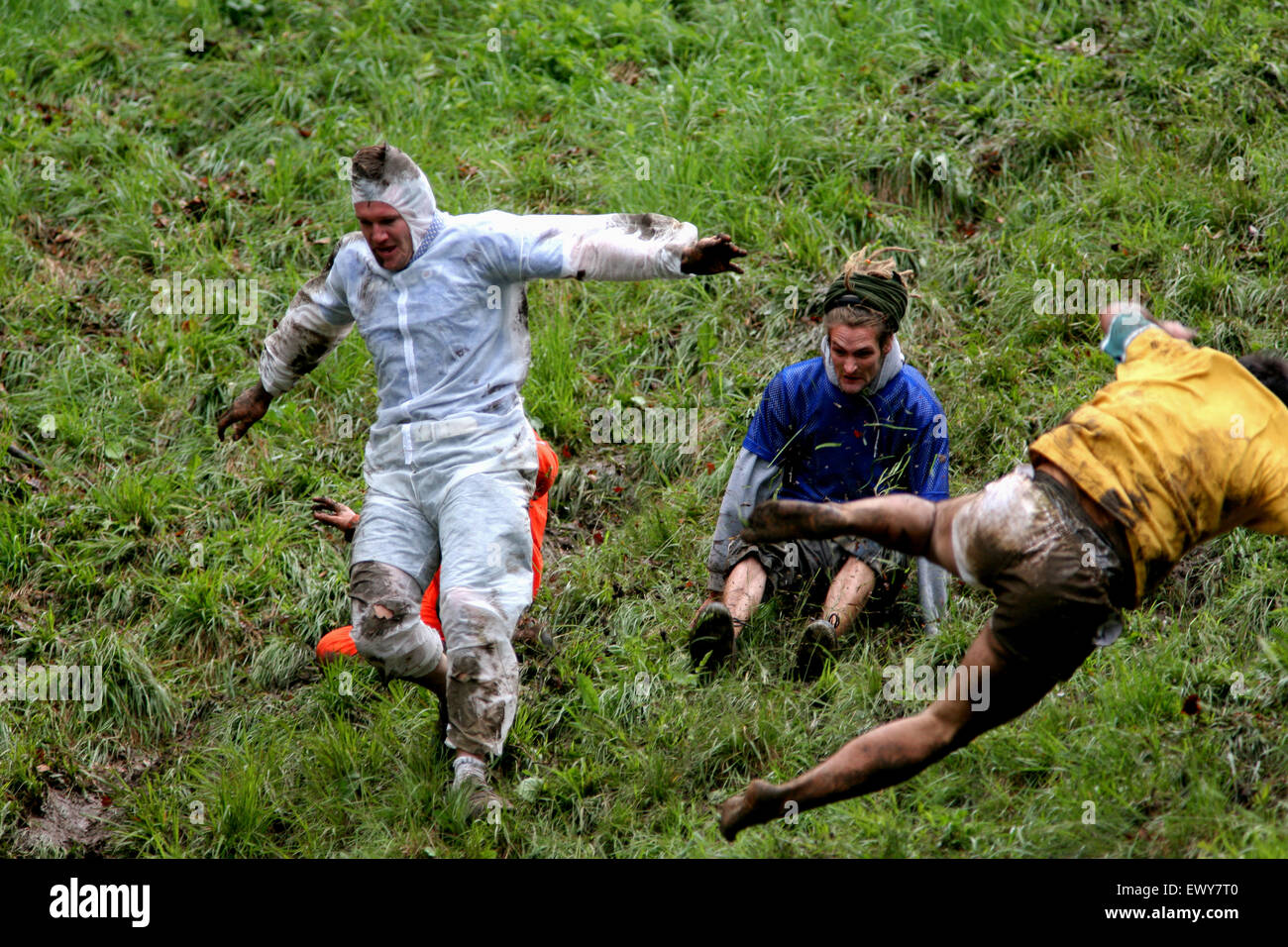 Cheese Rolling at Coopers Hill, Brockworth, Gloucestershire, England ...