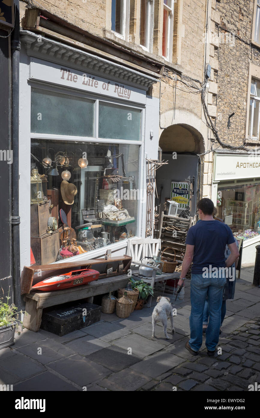 Life of Riley Vintage Shop St Catherines Hill Frome Somerset England UK ...