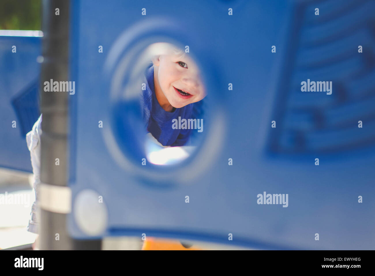 Boy climbing frame hi-res stock photography and images - Alamy